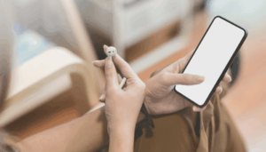 070と080、090の違いを徹底比較！あなたはどれを選ぶべき？ | からふる